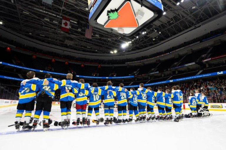 CÉLÉBRATION DE 25 ANS - 25th Annual Bell Capital Cup