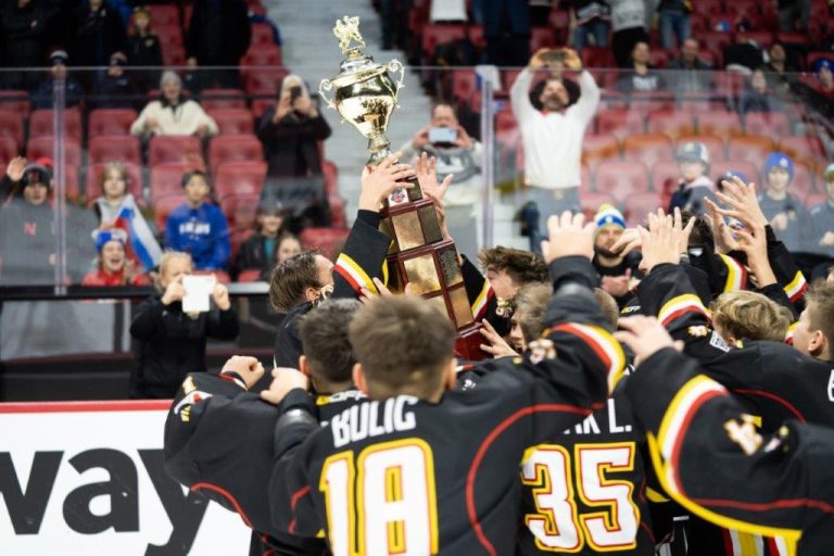 CÉLÉBRATION DE 25 ANS - 25th Annual Bell Capital Cup